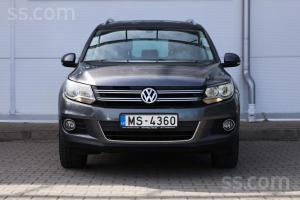 Pelēks Volkswagen Tiguan 2014 Rīga, ar dzinēja tilpumu 2.00 L un nobraukumu 0 tūkst. km par 9995 €, foto 4 vietnē AUTOMOTO.COM.LV