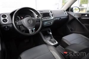 Pelēks Volkswagen Tiguan 2014 Rīga, ar dzinēja tilpumu 2.00 L un nobraukumu 0 tūkst. km par 9995 €, foto 9 vietnē AUTOMOTO.COM.LV