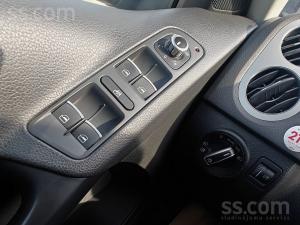 Pelēks Volkswagen Tiguan 2014 Rīga, ar dzinēja tilpumu 2.00 L un nobraukumu 220 tūkst. km par 11990 €, foto 17 vietnē AUTOMOTO.COM.LV