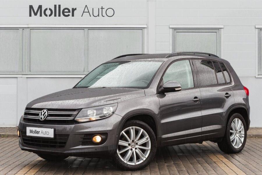 Pelēks Volkswagen Tiguan 2014 Ventspils, ar dzinēja tilpumu 2.00 L un nobraukumu 212 tūkst. km par 10000 €, foto 1 vietnē AUTOMOTO.COM.LV