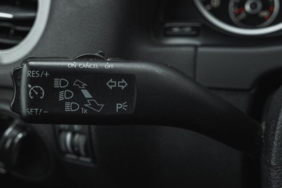 Pelēks Volkswagen Tiguan 2014 Ventspils, ar dzinēja tilpumu 2.00 L un nobraukumu 212 tūkst. km par 10000 €, foto 16 vietnē AUTOMOTO.COM.LV