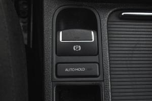Pelēks Volkswagen Tiguan 2014 Ventspils, ar dzinēja tilpumu 2.00 L un nobraukumu 212 tūkst. km par 10000 €, foto 21 vietnē AUTOMOTO.COM.LV