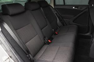 Pelēks Volkswagen Tiguan 2014 Ventspils, ar dzinēja tilpumu 2.00 L un nobraukumu 212 tūkst. km par 10000 €, foto 26 vietnē AUTOMOTO.COM.LV