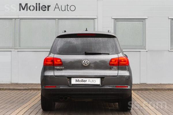 Pelēks Volkswagen Tiguan 2014 Ventspils, ar dzinēja tilpumu 2.00 L un nobraukumu 212 tūkst. km par 10000 €, foto 4 vietnē AUTOMOTO.COM.LV