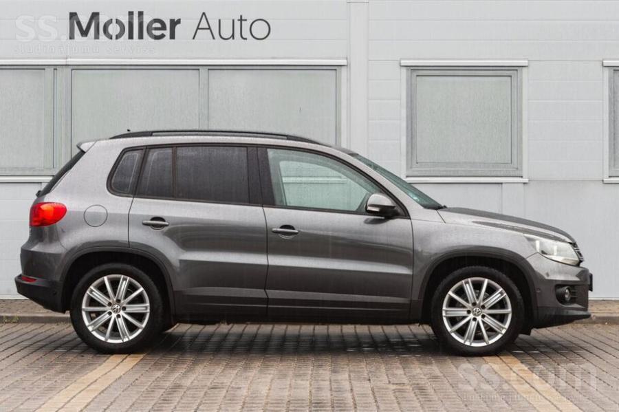 Pelēks Volkswagen Tiguan 2014 Ventspils, ar dzinēja tilpumu 2.00 L un nobraukumu 212 tūkst. km par 10000 €, foto 7 vietnē AUTOMOTO.COM.LV