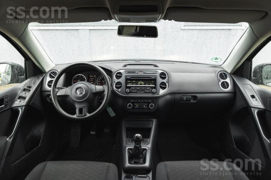 Pelēks Volkswagen Tiguan 2014 Ventspils, ar dzinēja tilpumu 2.00 L un nobraukumu 212 tūkst. km par 10000 €, foto 14 vietnē AUTOMOTO.COM.LV