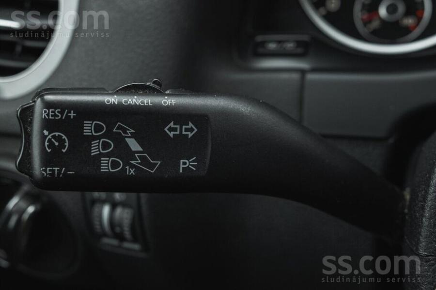 Pelēks Volkswagen Tiguan 2014 Ventspils, ar dzinēja tilpumu 2.00 L un nobraukumu 212 tūkst. km par 10000 €, foto 16 vietnē AUTOMOTO.COM.LV