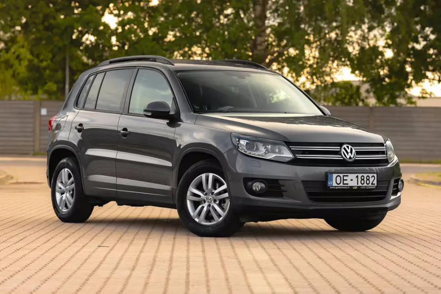Pelēks Volkswagen Tiguan 2014 Jelgava, ar dzinēja tilpumu 2.00 L un nobraukumu 277 tūkst. km par 7200 €, foto 3 vietnē AUTOMOTO.COM.LV