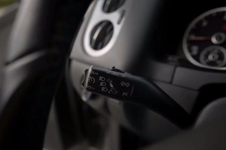 Pelēks Volkswagen Tiguan 2014 Jelgava, ar dzinēja tilpumu 2.00 L un nobraukumu 277 tūkst. km par 7200 €, foto 13 vietnē AUTOMOTO.COM.LV