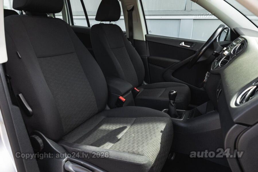 Pelēks Volkswagen Tiguan 2014 Ventspils, ar dzinēja tilpumu 1.40 L un nobraukumu 146 tūkst. km par 9900 €, foto 10 vietnē AUTOMOTO.COM.LV