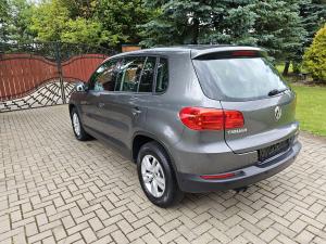 Grey Volkswagen Tiguan 2014 in Siauliai, with an engine capacity of 1.97 L and mileage of 178 thousand km for 9250 €, photo 9 on AUTOMOTO.COM.LV