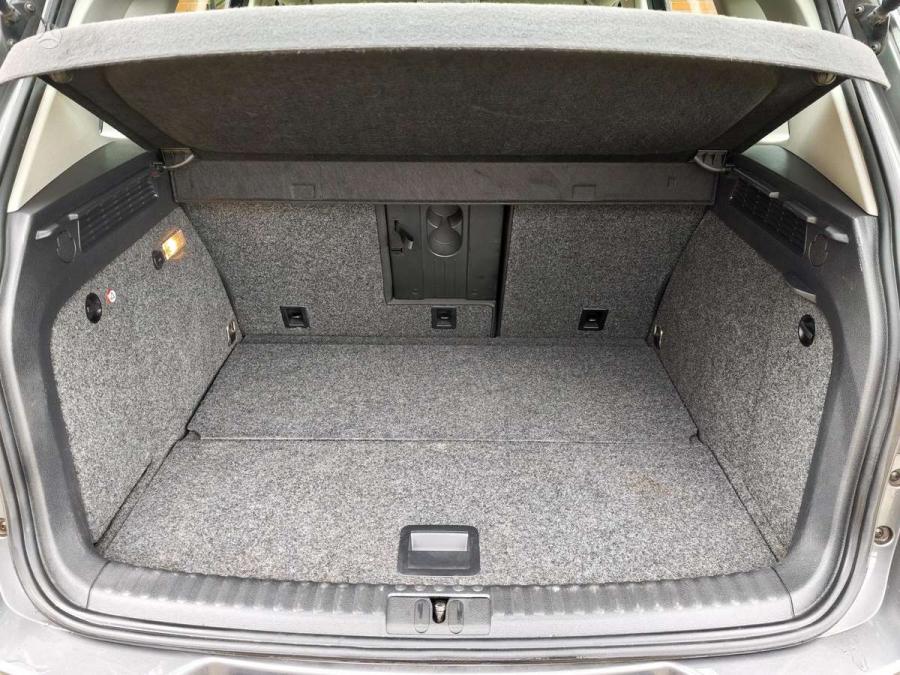 Grey Volkswagen Tiguan 2014 in Siauliai, with an engine capacity of 1.97 L and mileage of 178 thousand km for 9250 €, photo 22 on AUTOMOTO.COM.LV