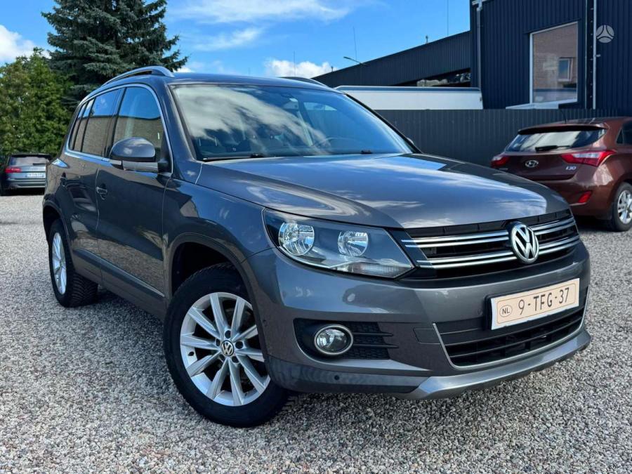 Pelēks Volkswagen Tiguan 2014 Kauņa, ar dzinēja tilpumu 1.39 L un nobraukumu 189 tūkst. km par 6950 €, foto 1 vietnē AUTOMOTO.COM.LV