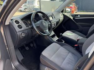 Pelēks Volkswagen Tiguan 2014 Kauņa, ar dzinēja tilpumu 1.39 L un nobraukumu 189 tūkst. km par 6950 €, foto 13 vietnē AUTOMOTO.COM.LV