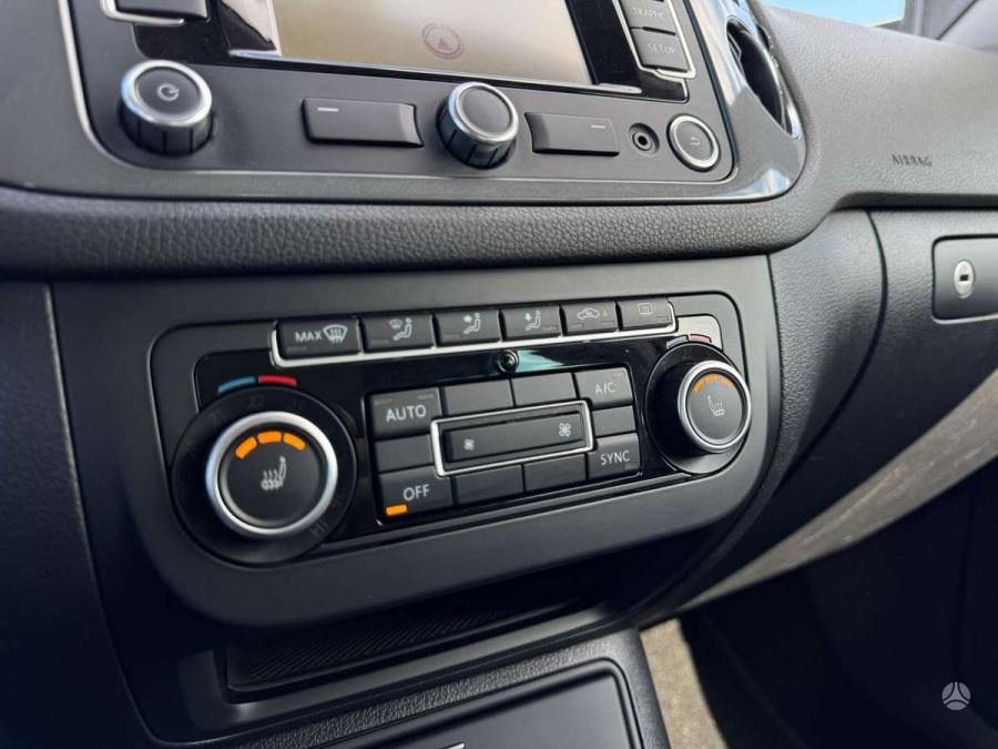 Pelēks Volkswagen Tiguan 2014 Kauņa, ar dzinēja tilpumu 1.39 L un nobraukumu 189 tūkst. km par 6950 €, foto 14 vietnē AUTOMOTO.COM.LV