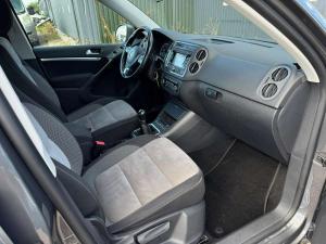 Pelēks Volkswagen Tiguan 2014 Kauņa, ar dzinēja tilpumu 1.39 L un nobraukumu 189 tūkst. km par 6950 €, foto 15 vietnē AUTOMOTO.COM.LV