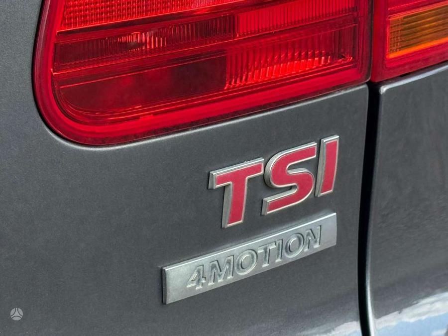 Pelēks Volkswagen Tiguan 2014 Kauņa, ar dzinēja tilpumu 1.39 L un nobraukumu 189 tūkst. km par 6950 €, foto 16 vietnē AUTOMOTO.COM.LV