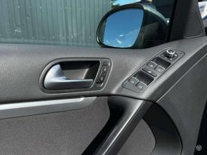 Pelēks Volkswagen Tiguan 2014 Kauņa, ar dzinēja tilpumu 1.39 L un nobraukumu 189 tūkst. km par 6950 €, foto 24 vietnē AUTOMOTO.COM.LV