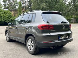 Pelēks Volkswagen Tiguan 2014 Rīga, ar dzinēja tilpumu 2.00 L un nobraukumu 253 tūkst. km par 8000 €, foto 5 vietnē AUTOMOTO.COM.LV