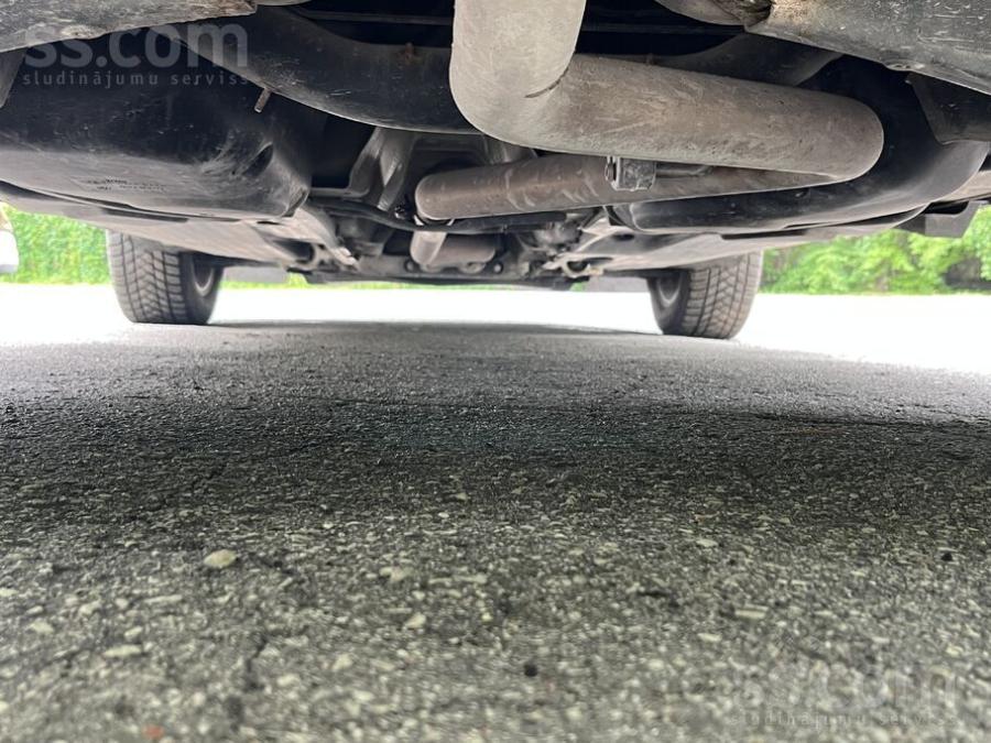 Pelēks Volkswagen Tiguan 2014 Rīga, ar dzinēja tilpumu 2.00 L un nobraukumu 253 tūkst. km par 8000 €, foto 7 vietnē AUTOMOTO.COM.LV