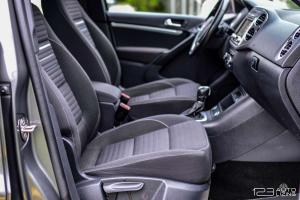 Grey Volkswagen Tiguan 2014 in Kretinga, with an engine capacity of 2.00 L and mileage of 286 thousand km for 11750 €, photo 16 on AUTOMOTO.COM.LV