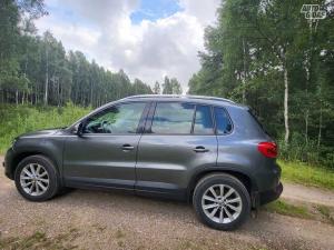 Grey Volkswagen Tiguan 2014 in Silute, with an engine capacity of 2.00 L and mileage of 188 thousand km for 8700 €, photo 3 on AUTOMOTO.COM.LV