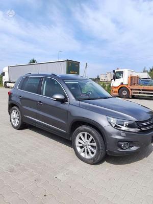 Grey Volkswagen Tiguan 2014 in Kaunas, with an engine capacity of 1.97 L and mileage of 181 thousand km for 8500 €, photo  on AUTOMOTO.COM.LV