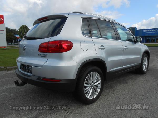 Pelēks Volkswagen Tiguan 2014 Viljandi, ar dzinēja tilpumu 2.00 L un nobraukumu 230 tūkst. km par 10490 €, foto 3 vietnē AUTOMOTO.COM.LV