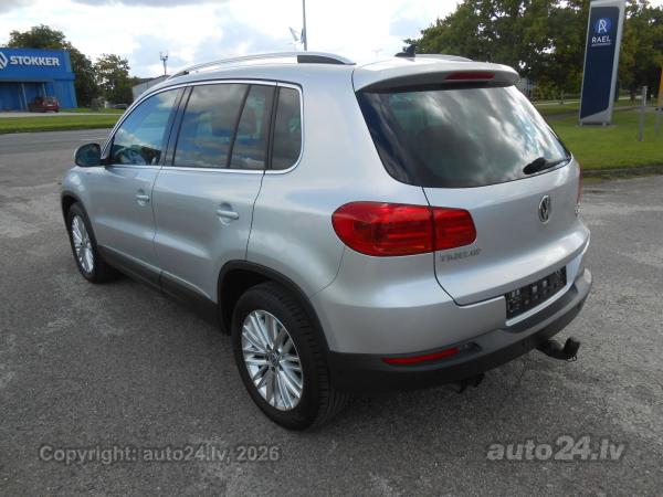 Pelēks Volkswagen Tiguan 2014 Viljandi, ar dzinēja tilpumu 2.00 L un nobraukumu 230 tūkst. km par 10490 €, foto 5 vietnē AUTOMOTO.COM.LV