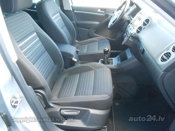 Pelēks Volkswagen Tiguan 2014 Viljandi, ar dzinēja tilpumu 2.00 L un nobraukumu 230 tūkst. km par 10490 €, foto 10 vietnē AUTOMOTO.COM.LV