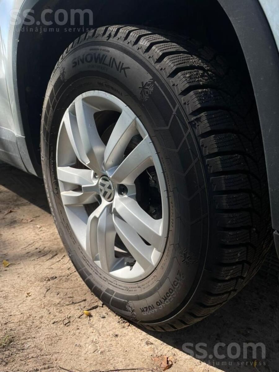 Grey Volkswagen Tiguan 2014 in Riga, with an engine capacity of 2.00 L and mileage of 277 thousand km for 6490 €, photo 11 on AUTOMOTO.COM.LV