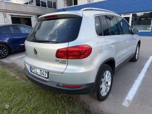Grey Volkswagen Tiguan 2014 in Kaunas, with an engine capacity of 1.97 L and mileage of 220 thousand km for 9800 €, photo 6 on AUTOMOTO.COM.LV