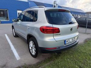 Grey Volkswagen Tiguan 2014 in Kaunas, with an engine capacity of 1.97 L and mileage of 220 thousand km for 9800 €, photo 9 on AUTOMOTO.COM.LV