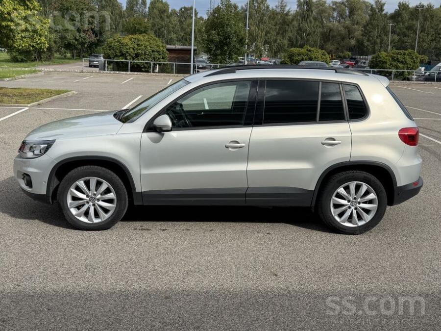 Pelēks Volkswagen Tiguan 2014 Rīga, ar dzinēja tilpumu 2.00 L un nobraukumu 230 tūkst. km par 8900 €, foto 3 vietnē AUTOMOTO.COM.LV