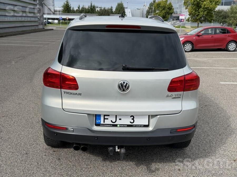Pelēks Volkswagen Tiguan 2014 Rīga, ar dzinēja tilpumu 2.00 L un nobraukumu 230 tūkst. km par 8900 €, foto 5 vietnē AUTOMOTO.COM.LV