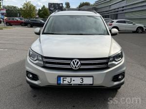 Pelēks Volkswagen Tiguan 2014 Rīga, ar dzinēja tilpumu 2.00 L un nobraukumu 230 tūkst. km par 8900 €, foto 9 vietnē AUTOMOTO.COM.LV