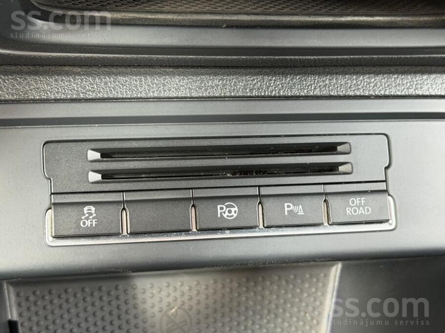 Pelēks Volkswagen Tiguan 2014 Rīga, ar dzinēja tilpumu 2.00 L un nobraukumu 230 tūkst. km par 8900 €, foto 13 vietnē AUTOMOTO.COM.LV
