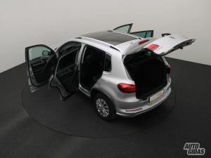 Pelēks Volkswagen Tiguan 2015 Viļņa, ar dzinēja tilpumu 2.00 L un nobraukumu 192 tūkst. km par 12999 €, foto 14 vietnē AUTOMOTO.COM.LV