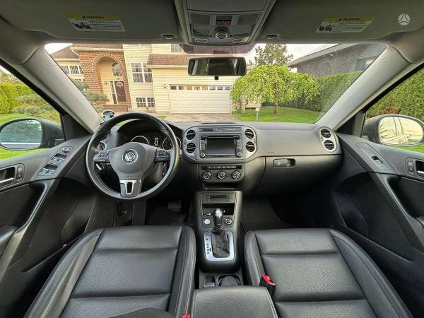 Pelēks Volkswagen Tiguan 2015 Viļņa, ar dzinēja tilpumu 1.98 L un nobraukumu 112 tūkst. km par 9999 €, foto 5 vietnē AUTOMOTO.COM.LV