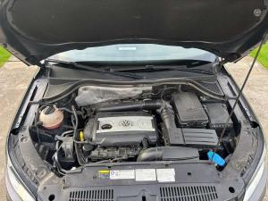 Pelēks Volkswagen Tiguan 2015 Viļņa, ar dzinēja tilpumu 1.98 L un nobraukumu 112 tūkst. km par 9999 €, foto 10 vietnē AUTOMOTO.COM.LV