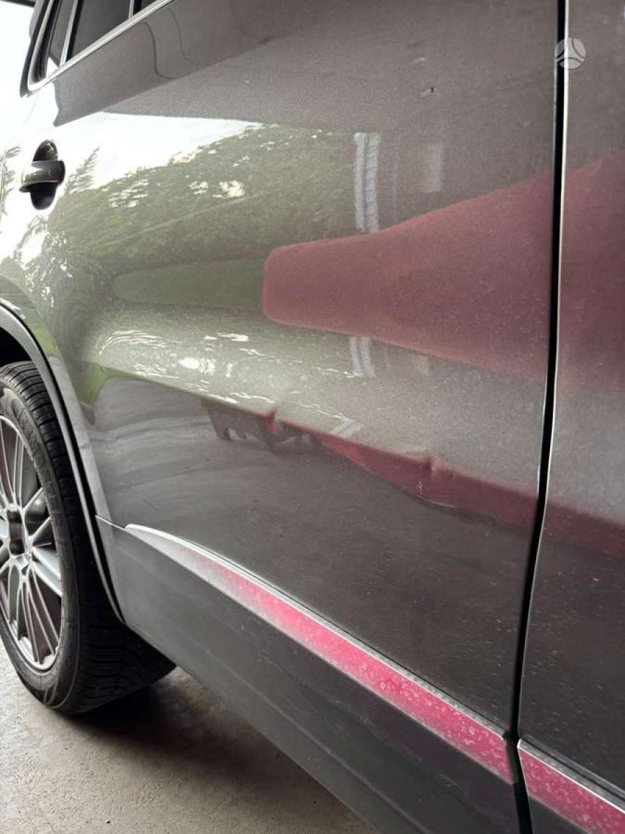 Pelēks Volkswagen Tiguan 2015 Viļņa, ar dzinēja tilpumu 1.98 L un nobraukumu 112 tūkst. km par 9999 €, foto 12 vietnē AUTOMOTO.COM.LV