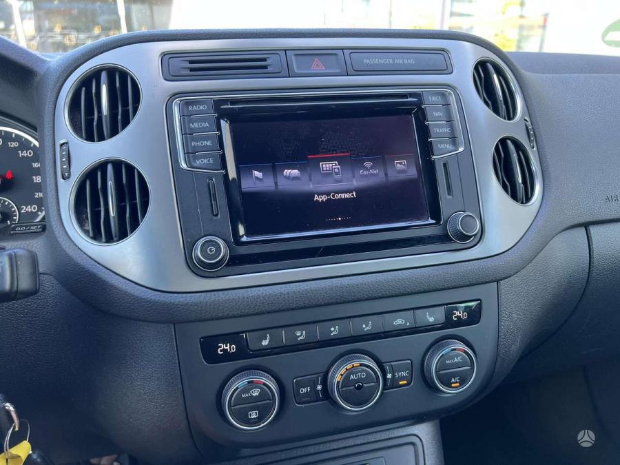 Серый Фольксваген Тигуан 2015 в Шяуляй, объемом двигателя 1.97 л и пробегом 183 тыс. км за 11700 €, фото 21 на AUTOMOTO.COM.LV