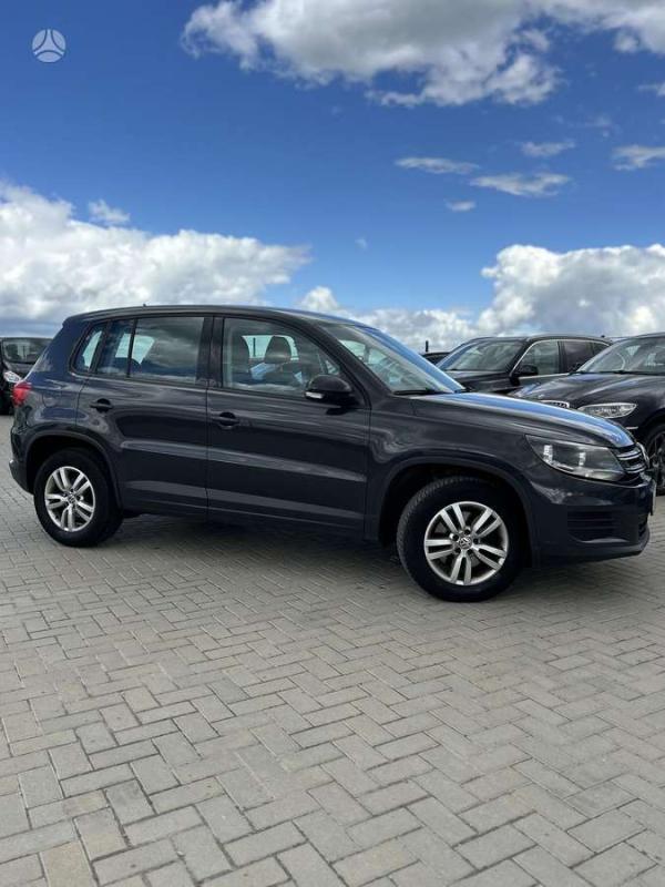 Pelēks Volkswagen Tiguan 2015 Kauņa, ar dzinēja tilpumu 1.40 L un nobraukumu 230 tūkst. km par 8799 €, foto 7 vietnē AUTOMOTO.COM.LV