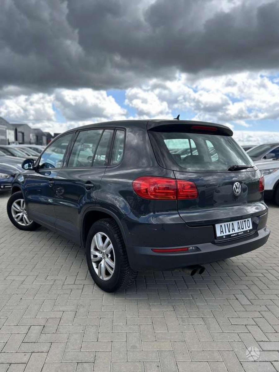 Pelēks Volkswagen Tiguan 2015 Kauņa, ar dzinēja tilpumu 1.40 L un nobraukumu 230 tūkst. km par 8799 €, foto 14 vietnē AUTOMOTO.COM.LV