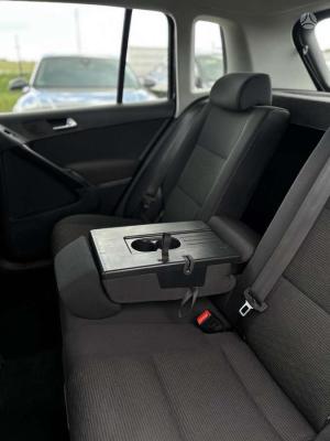 Pelēks Volkswagen Tiguan 2015 Kauņa, ar dzinēja tilpumu 1.40 L un nobraukumu 230 tūkst. km par 8799 €, foto 35 vietnē AUTOMOTO.COM.LV