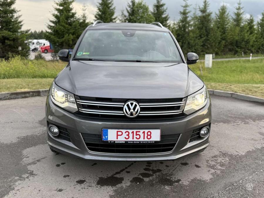 Grey Volkswagen Tiguan 2015 in Vilnius, with an engine capacity of 1.97 L and mileage of 255 thousand km for 11500 €, photo 6 on AUTOMOTO.COM.LV