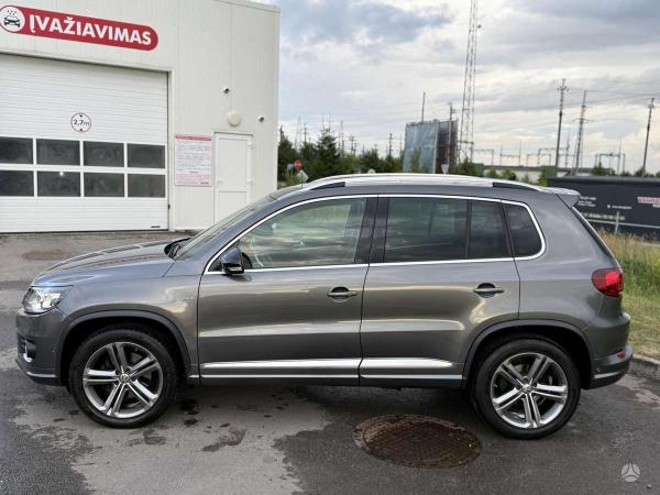 Grey Volkswagen Tiguan 2015 in Vilnius, with an engine capacity of 1.97 L and mileage of 255 thousand km for 11500 €, photo 8 on AUTOMOTO.COM.LV