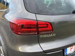 Grey Volkswagen Tiguan 2015 in Vilnius, with an engine capacity of 1.97 L and mileage of 255 thousand km for 11500 €, photo 14 on AUTOMOTO.COM.LV