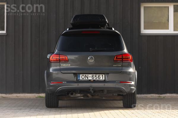 Pelēks Volkswagen Tiguan 2015 Jelgava, ar dzinēja tilpumu 2.00 L un nobraukumu 255 tūkst. km par 11900 €, foto 5 vietnē AUTOMOTO.COM.LV