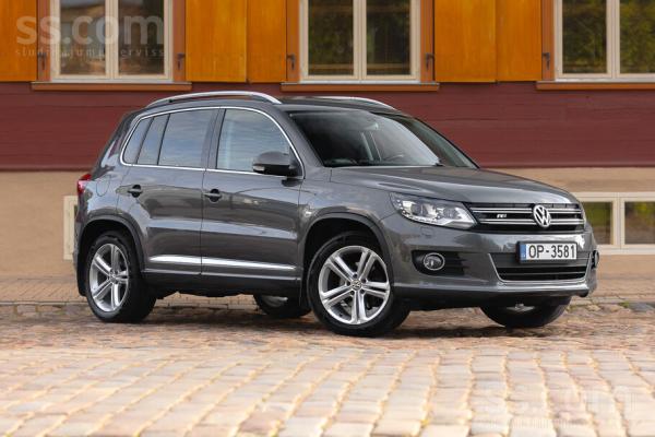 Pelēks Volkswagen Tiguan 2015 Jelgava, ar dzinēja tilpumu 2.00 L un nobraukumu 250 tūkst. km par 10990 €, foto 2 vietnē AUTOMOTO.COM.LV